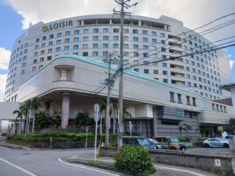 玻璃船和備瀨福木大道、沖繩美麗海水族館、美濱美國村路線（B路線） - Okinawa Hip Hop Bus