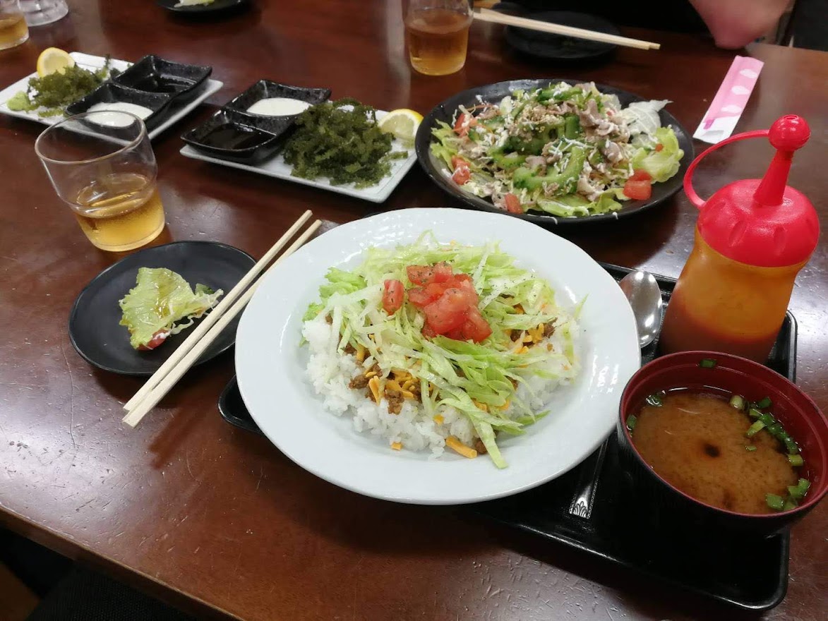 Okinawa Bar Hopping Tour - Okinawa Hip Hop Bus